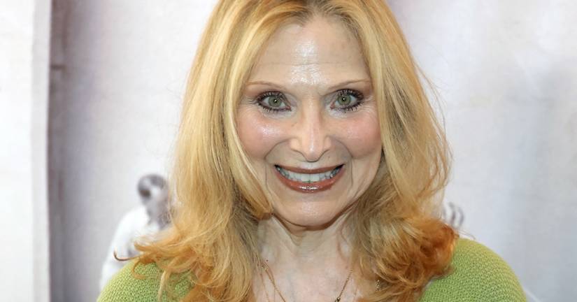 Inside Howard Stern And Barbra Streisand's Relationship Before Their ...