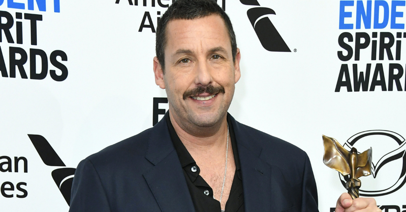 Fans Praised Adam Sandler For Not Bashing SNL Despite Howard Stern ...