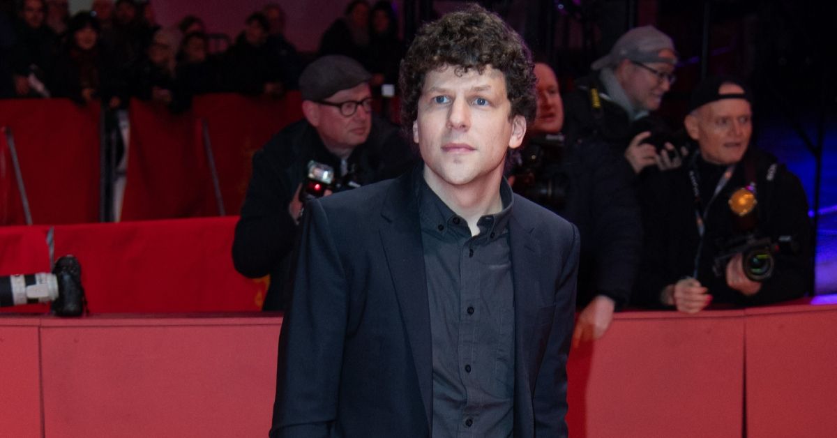 This Jesse Eisenberg Interview Went Completely Awry After He Confronted ...