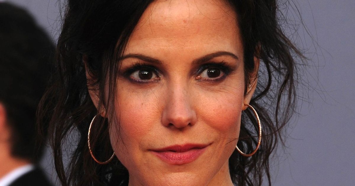 Mary Louise Parker Freund 2024 The West Wing Weekly | We've Got TWO