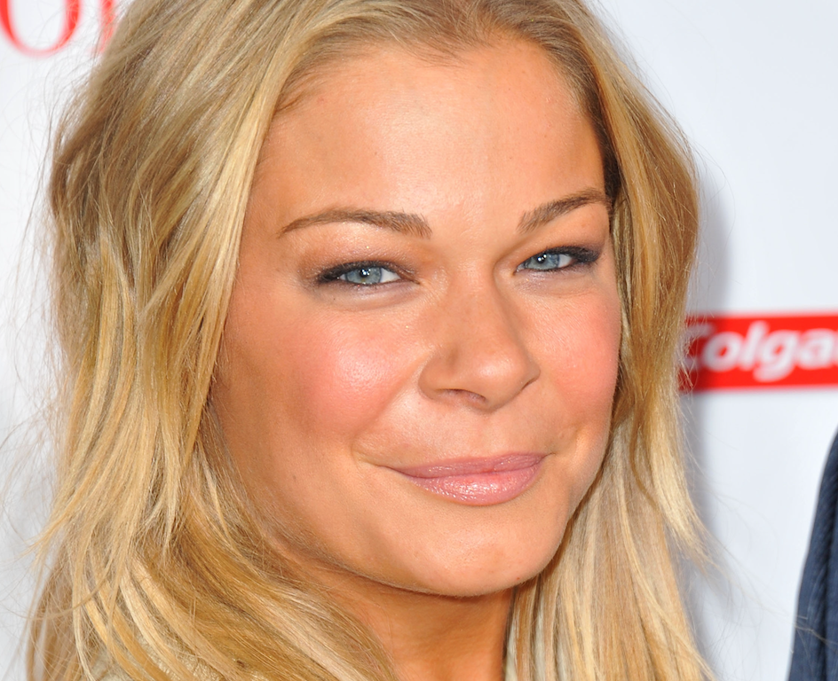 Leann Rimes Reveals She Underwent Secret Surgery To Prevent Cancer