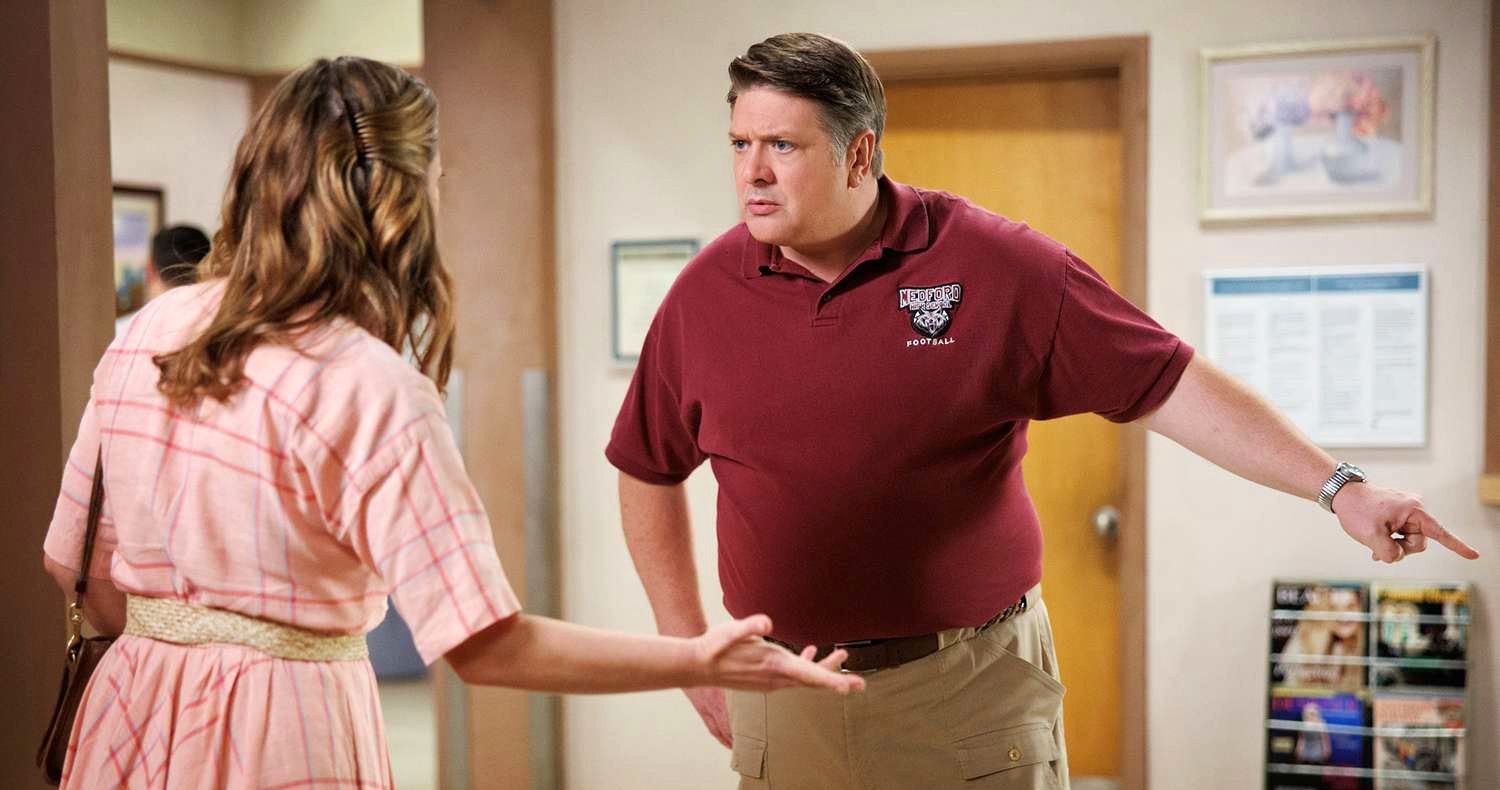 Young Sheldon: Photos Of The Cast Then Vs. Now