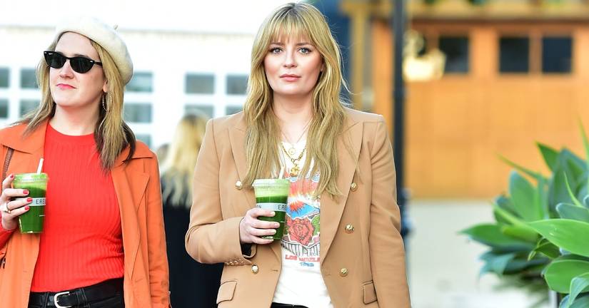 What Happened To Mischa Barton? Here's What She's Been Up To