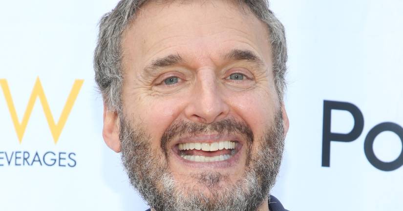 Is Phil Rosenthal's Insane Net Worth Purely Due To His Everybody Loves ...
