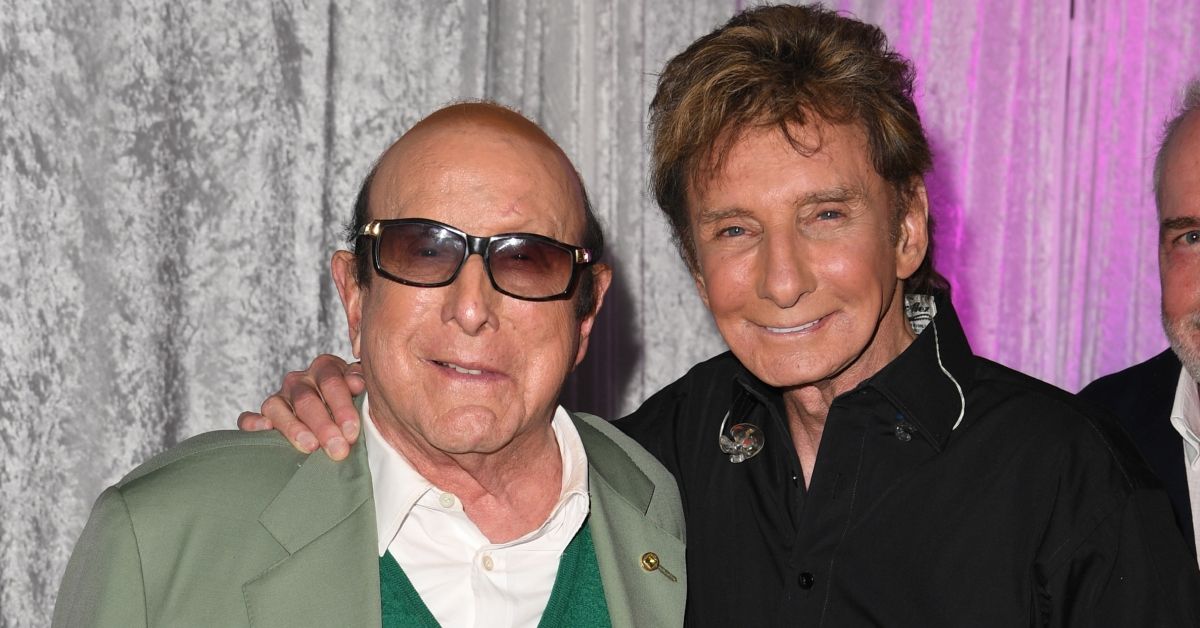 Barry Manilow's Net Worth Allowed Him And His Secret Spouse To Enjoy An ...