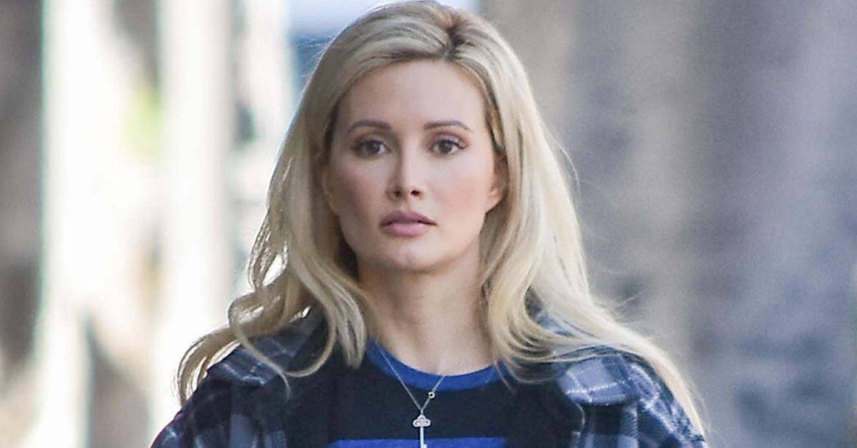 Holly Madison Reveals Gross And 'Weird' Details About Her Time In The ...