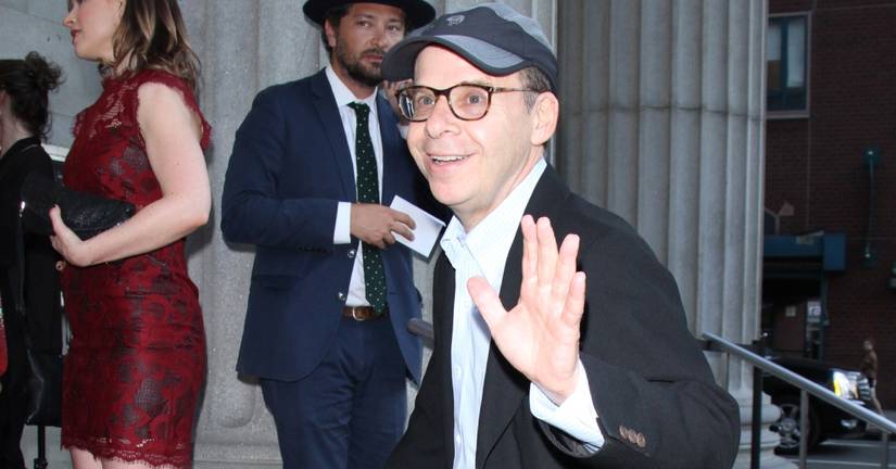Rick Moranis Hasn't Acted In Years But His Current Net Worth Ensures He ...
