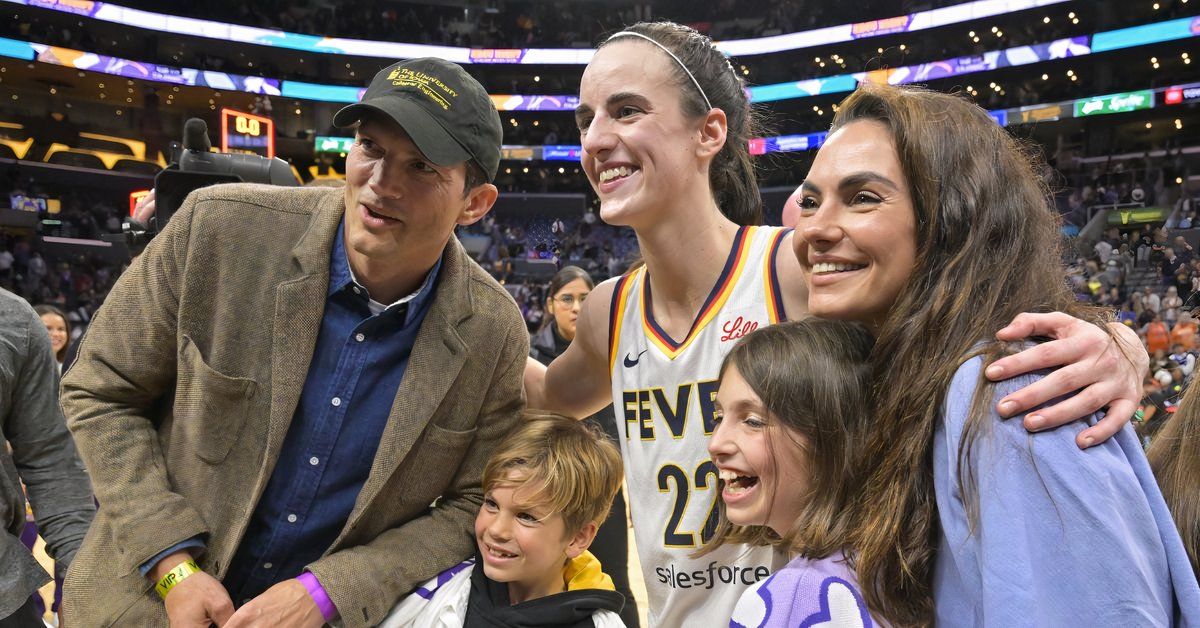 Mila Kunis And Ashton Kutcher Make Rare Public Appearance Amid Rumors ... Mila Kunis And Ashton Kutcher Make Rare Public Appearance Amid Rumors ...