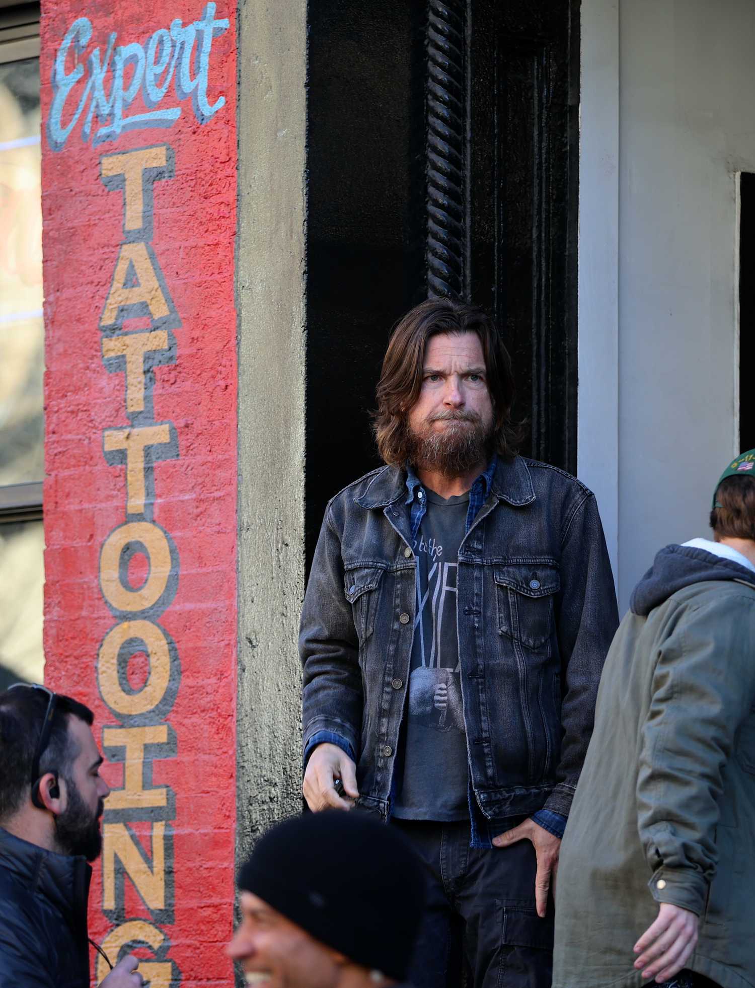 Jason Bateman Spotted Looking Unrecognizable Ahead Of Netflix Return ...