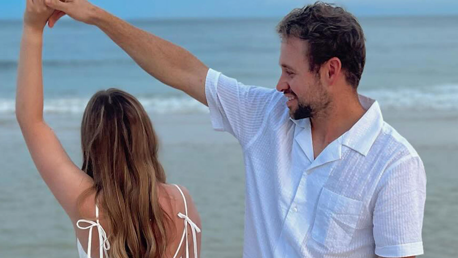 Jason Duggar Breaks His Family’s Rules With PDA-Heavy Photos Featuring ...