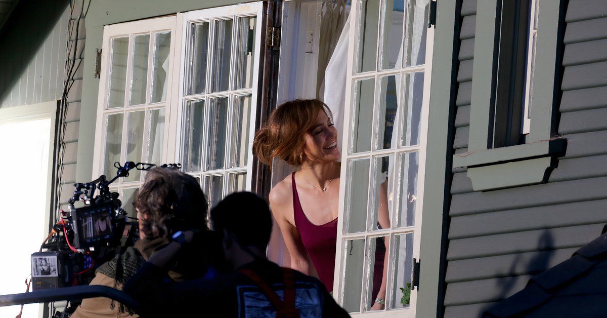 Jennifer Lopez Had The Perfect Reaction To This Actor Being "Very ...