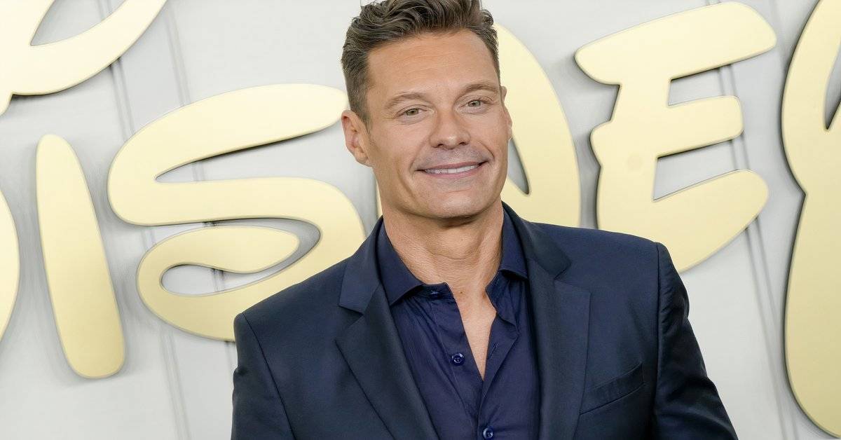 Amid Personal Family Matters, Ryan Seacrest Returns To American Idol