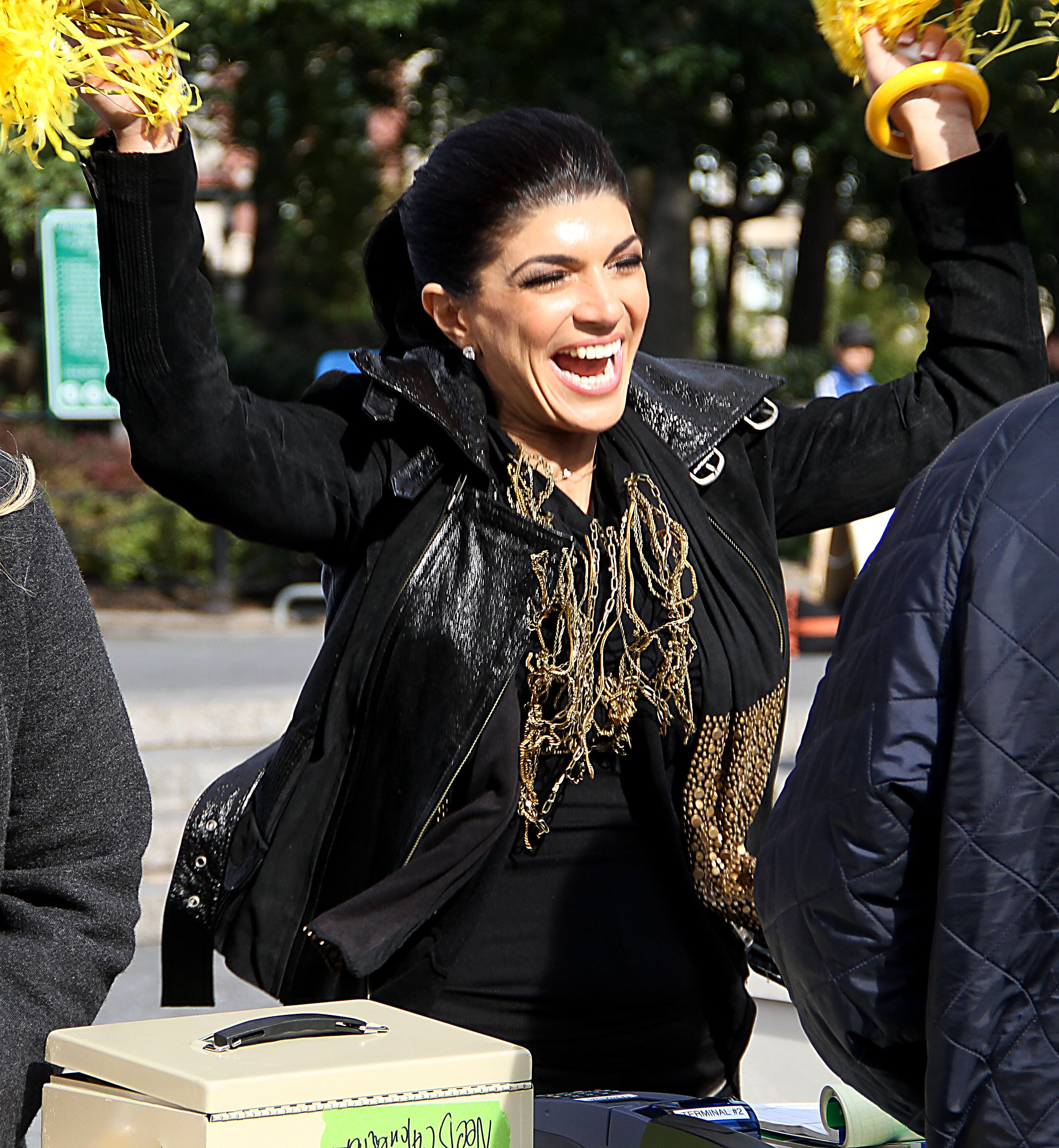 Why Teresa Giudice Is Now Ignoring Her Husband Luis Ruelas' Red Flags