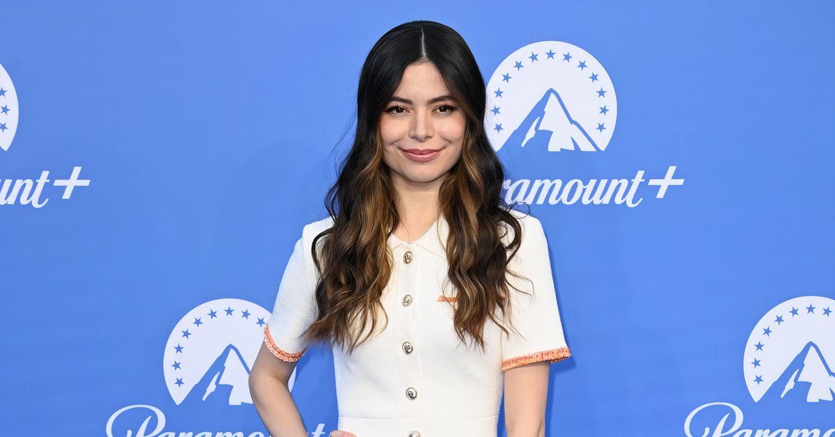 Miranda Cosgrove Excited For An 'iCarly' Movie Amid Nickelodeon Scandal