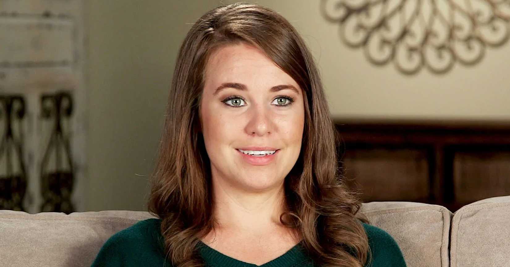Jana Duggar Reveals She’s Studying To Be A Nurse After Surprise Wedding