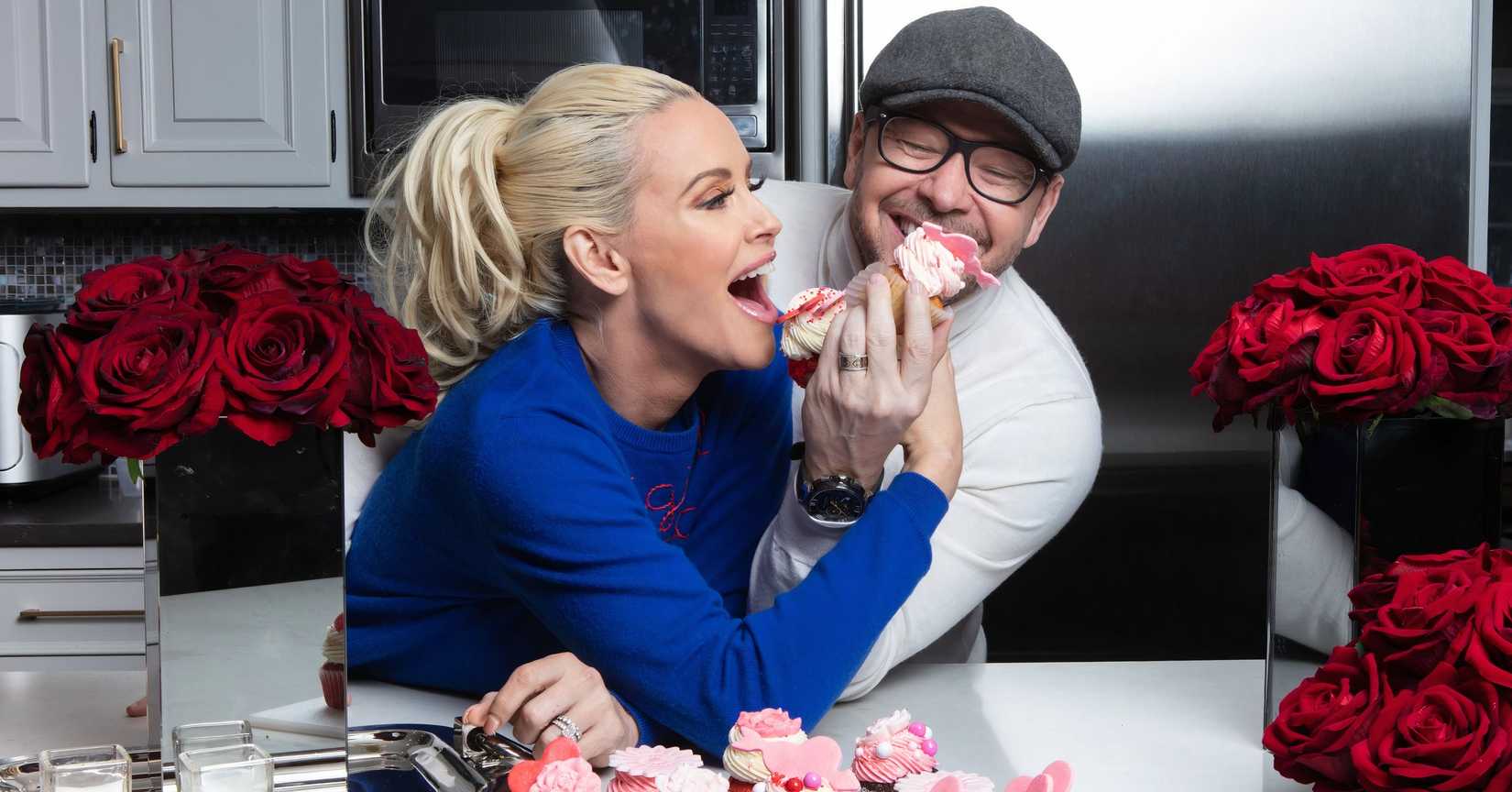 Masked Singer Judge Jenny McCarthy Makes Risqué Post About Husband ...