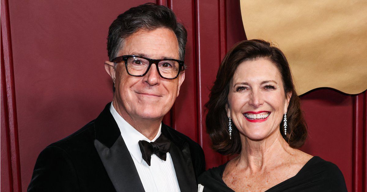 Stephen Colbert Was Turning Red By His Wife's Wedding Confession On The ...