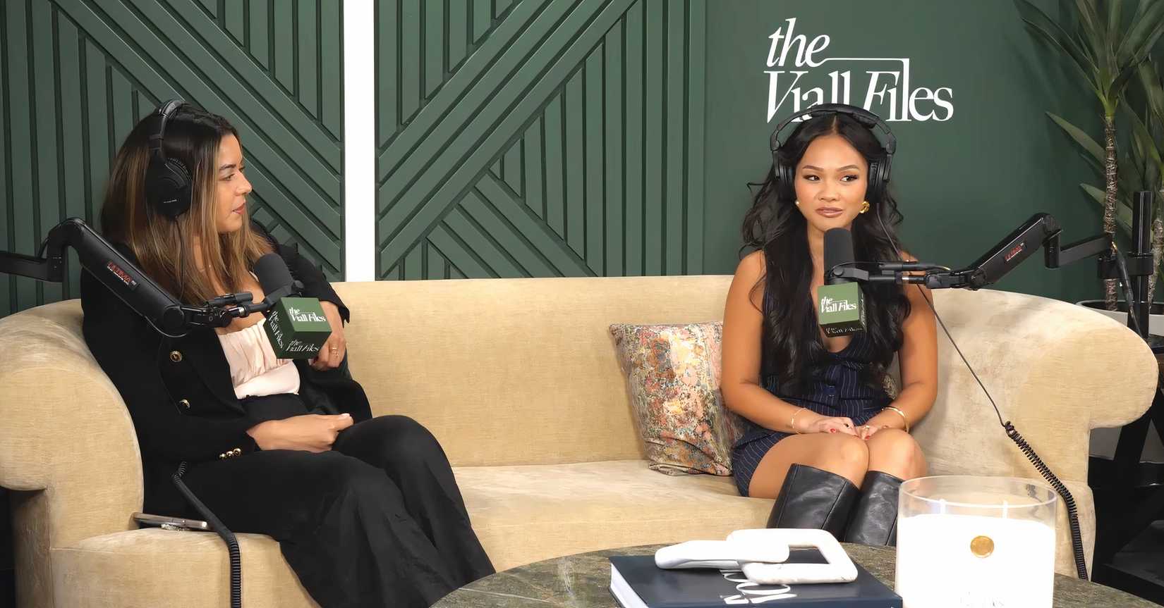 Bachelorette Villain Devin Dirty Deletes IG Reel Exposing Jenn Tran's Texts