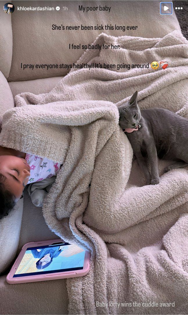 Khloe Kardashian Skipped Christmas Eve With Family Due To True's 'Scary ... Khloe Kardashian Skipped Christmas Eve With Family Due To True's 'Scary ...