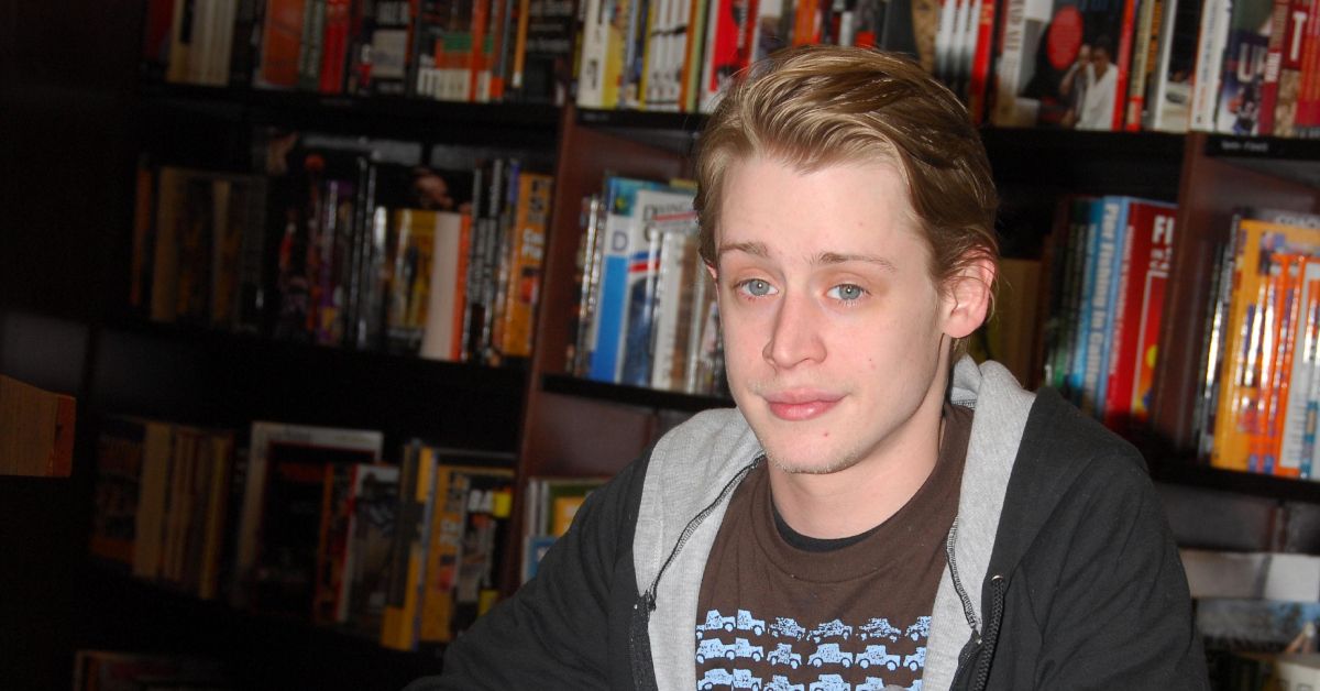 Joe Rogan Told Macaulay Culkin He Was Lucky He Turned Down The Big Bang ...