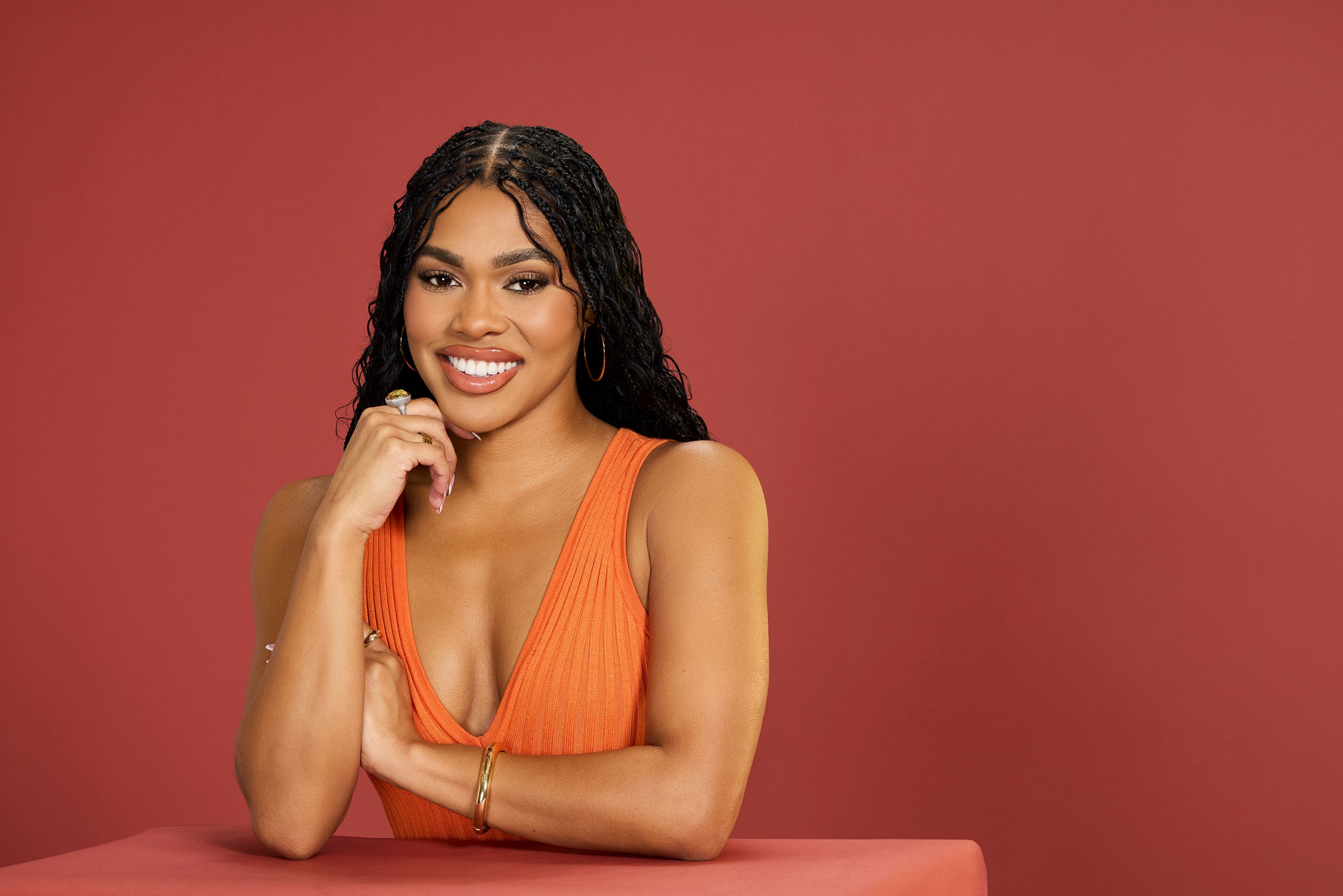 The Bachelor Season 29: Vicky Nyamuswa’s Age, Job, Instagram & More