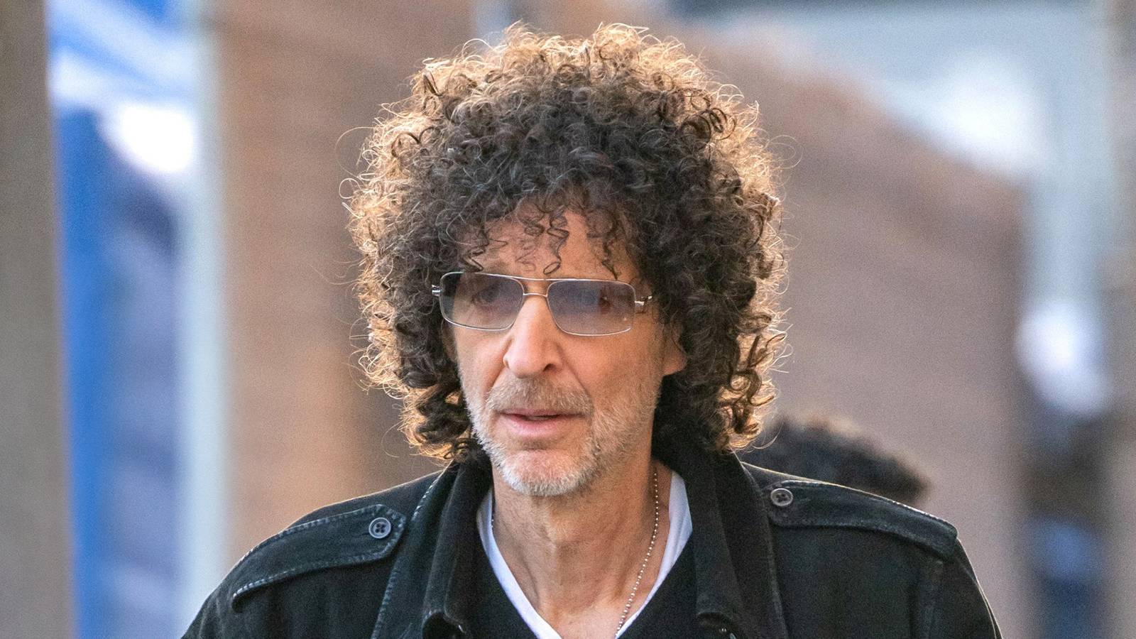 Howard Stern Wears Blackface And Repeatedly Says The N-Word In ...