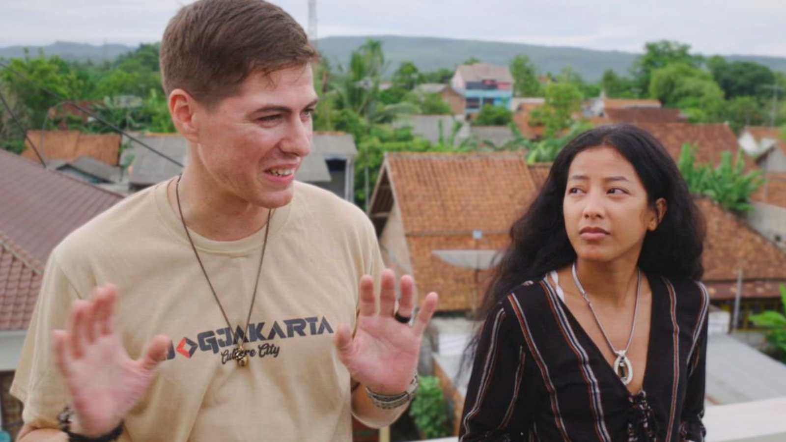 90 Day Fiancé: Meitalia Hints She And James May Have Split